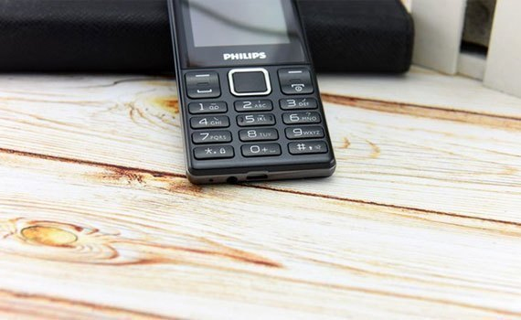 Philips E170 đen chính hãng, giá tốt | nguyenkim.com