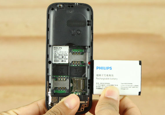Điện thoại Philips E101 2 sim giá rẻ, ưu đãi tại nguyenkim.com