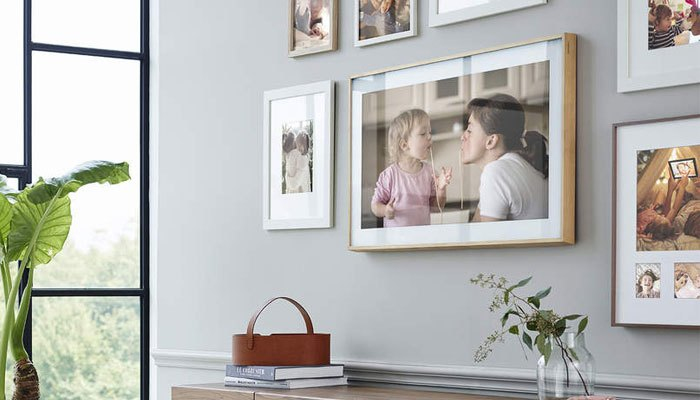 Như một bức tranh treo tường, vậy tivi The Frame hoạt động thế nào ...
