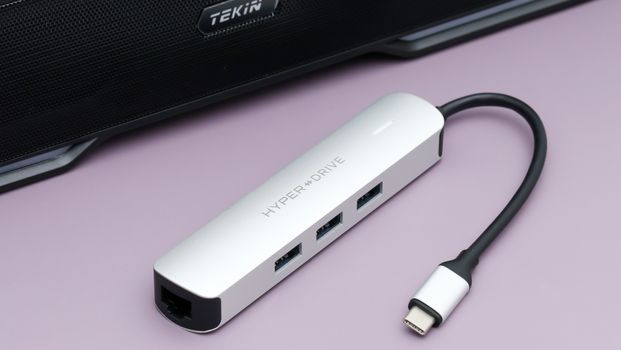 Adapter là gì? Tìm hiểu chức năng và ứng dụng của thiết bị Adapter ...