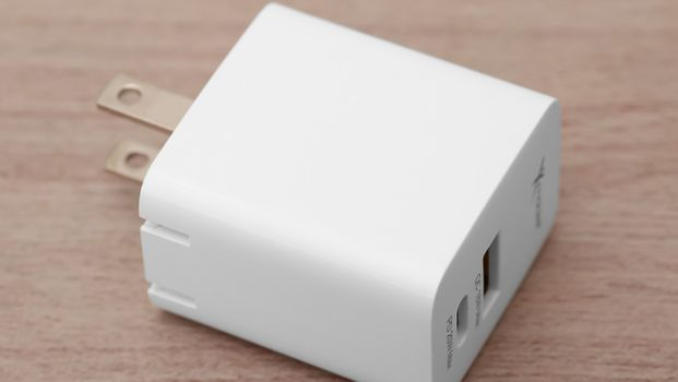 Adapter là gì? Tìm hiểu chức năng và ứng dụng của thiết bị Adapter ...