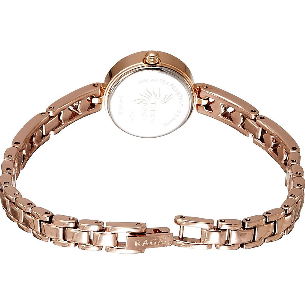 Đồng hồ đeo tay Titan 2444WM04 bền đẹp giá rẻ tại Nguyễn Kim