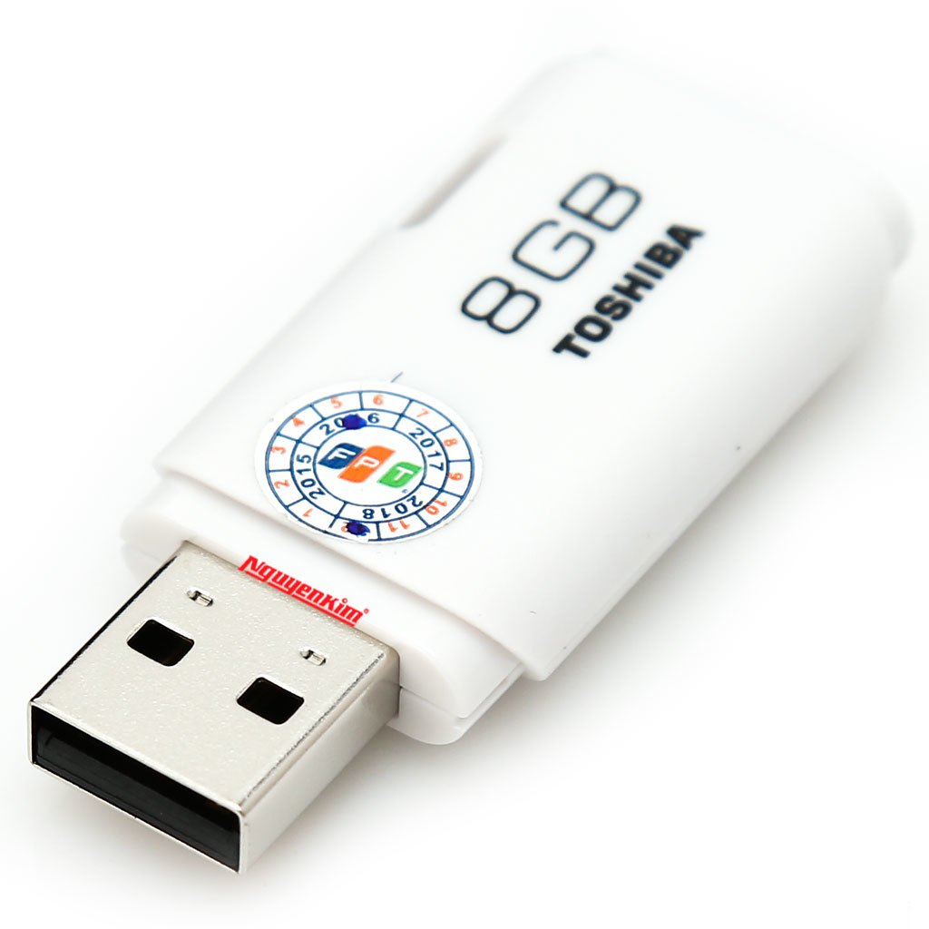 USB Toshiba 8GB 2.0 hàng chính hãng giá tốt tại Nguyễn Kim