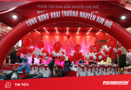TTMS Nguyễn Kim Huế nhộn nhịp đón khách ngày khai trương | Nguyễn Kim Blog