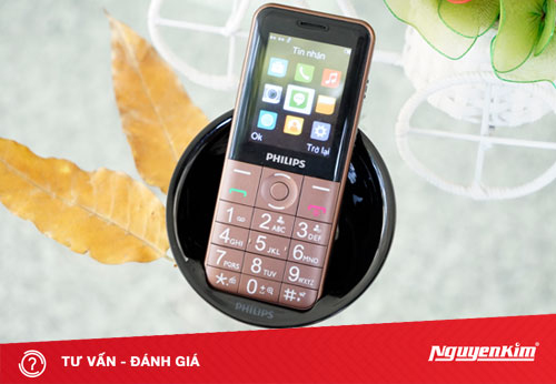 Philips E331 - chiếc điện thoại "cục gạch" sở hữu nhiều điều đặc biệt | Nguyễn Kim Blog
