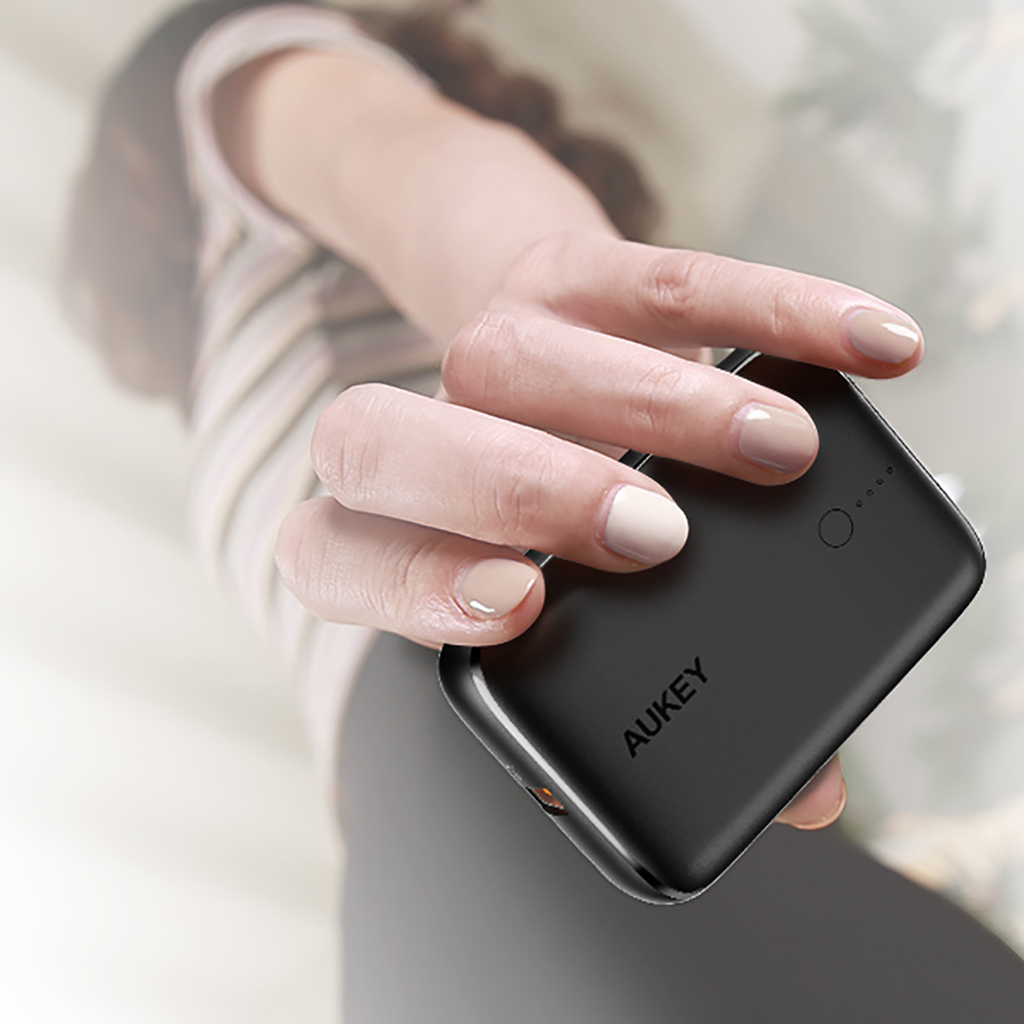 Pin sạc dự phòng Aukey PB-N83S 10.000mAh 20W PD Đen | Nguyễn Kim