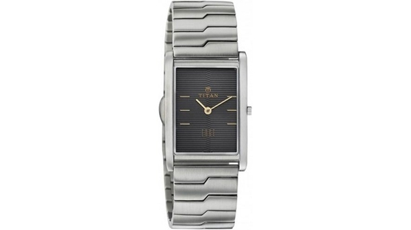Đồng hồ Titan 1043SM15 bền đẹp chính hãng giá rẻ tại nguyenkim.com