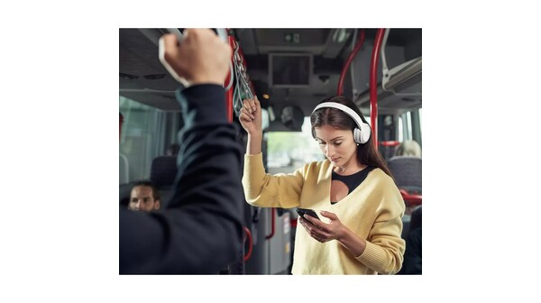 Tai nghe Bluetooth chụp tai Philips TAH4205WT/00 Trắng Giá Rẻ | Nguyễn Kim